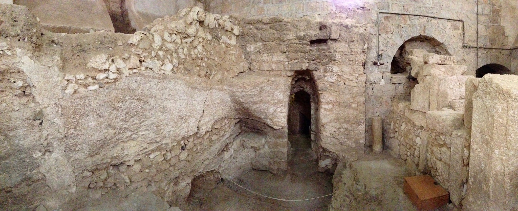 Panoramic view of first-century house with surviving plaster at far ...